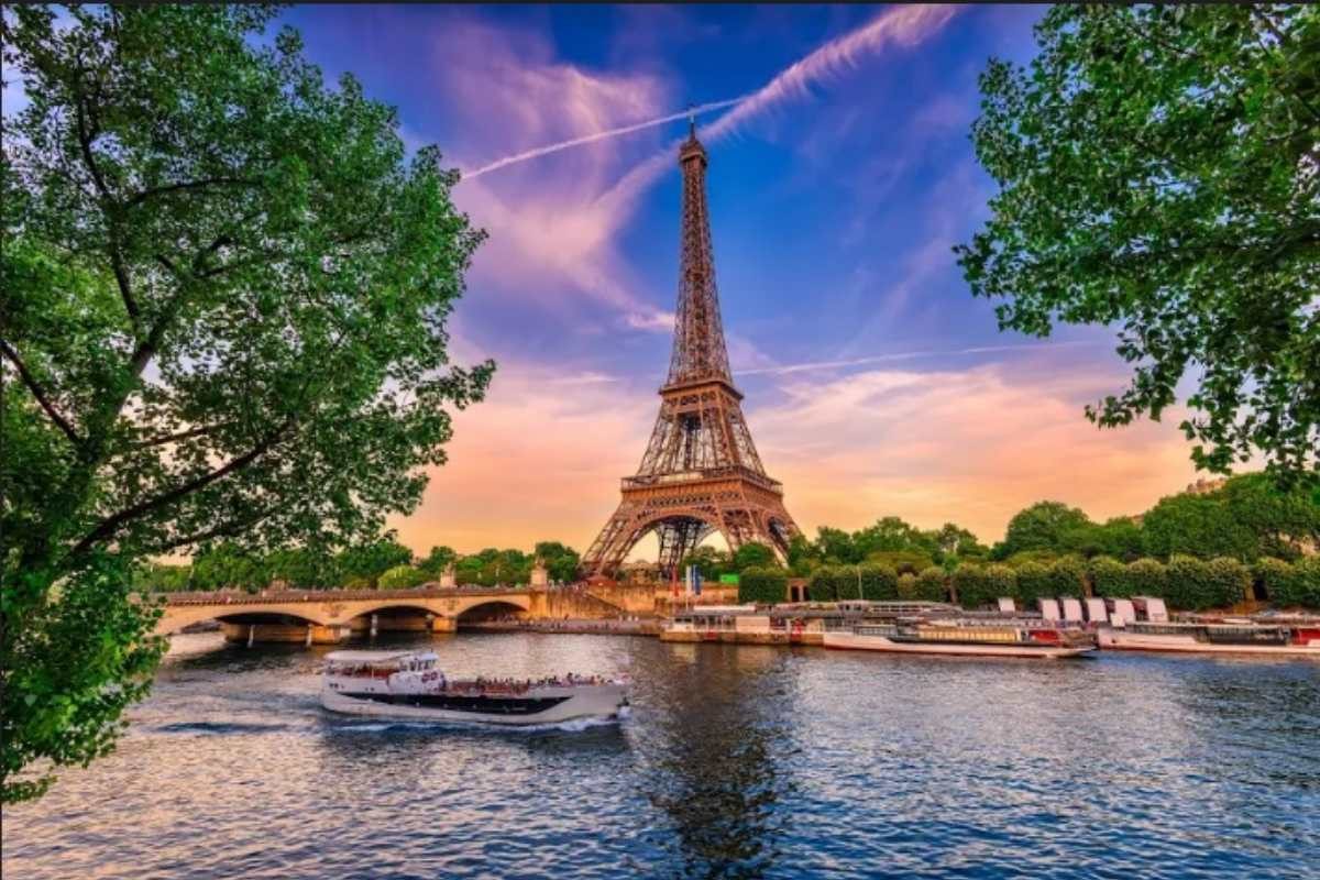 Parigi: città dell'amore e del peccato. Ecco i luoghi da non perdere