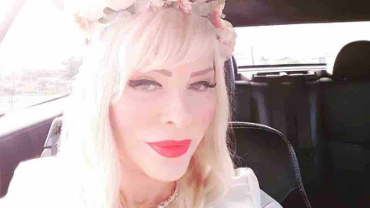 Cicciolina chi è Ilona Staller | carriera | vita privata dell'ex attrice