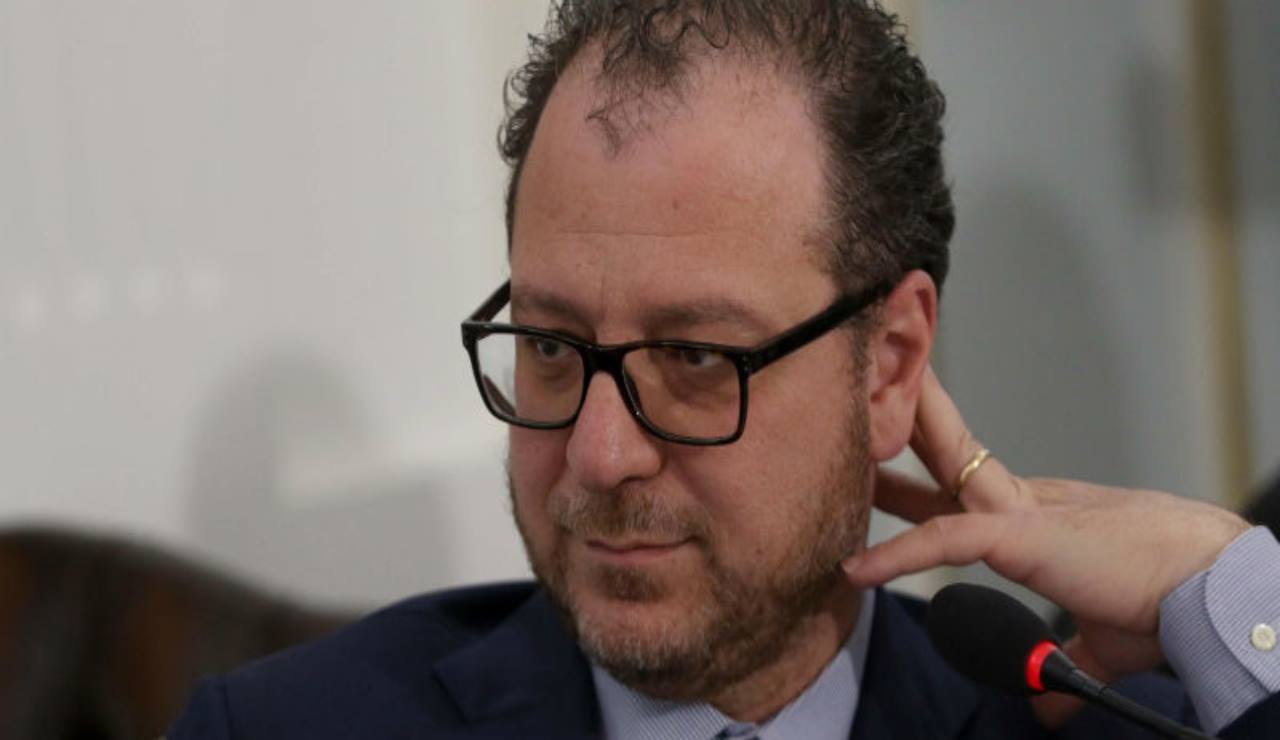 Giorgio Mulè chi è | carriera e vita privata del politico