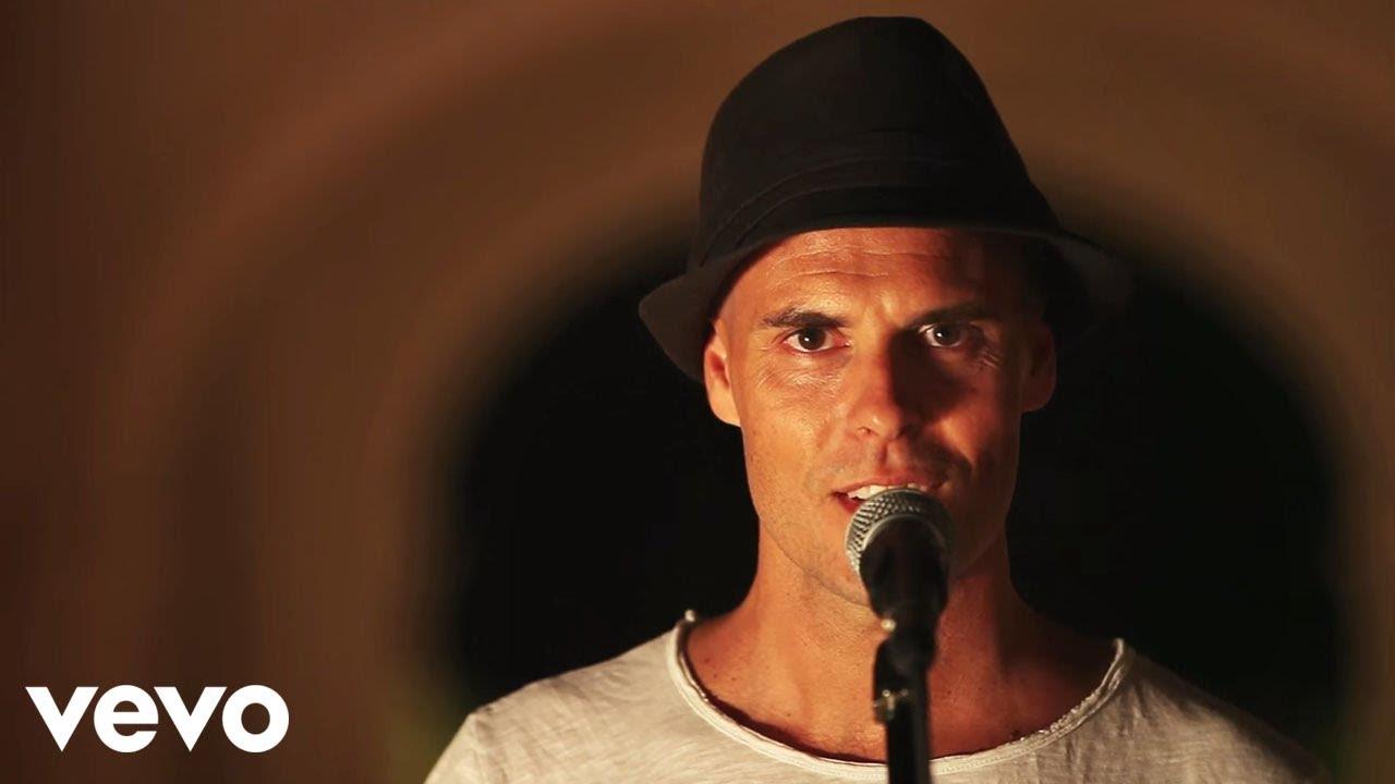 Niccolò Agliardi chi è | carriera e vita privata del cantautore