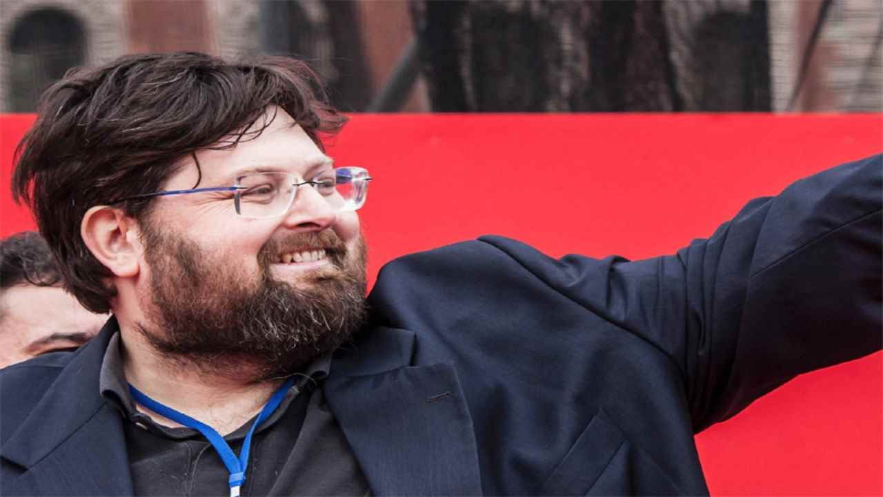 Mario Adinolfi chi è | carriera e vita privata del giornalista