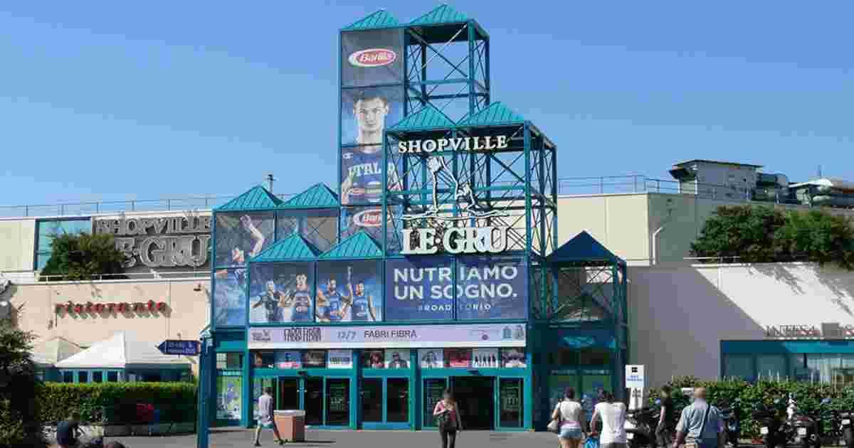 Coronavirus: Allarme a Torino: contagio nel centro commerciale Le Gru