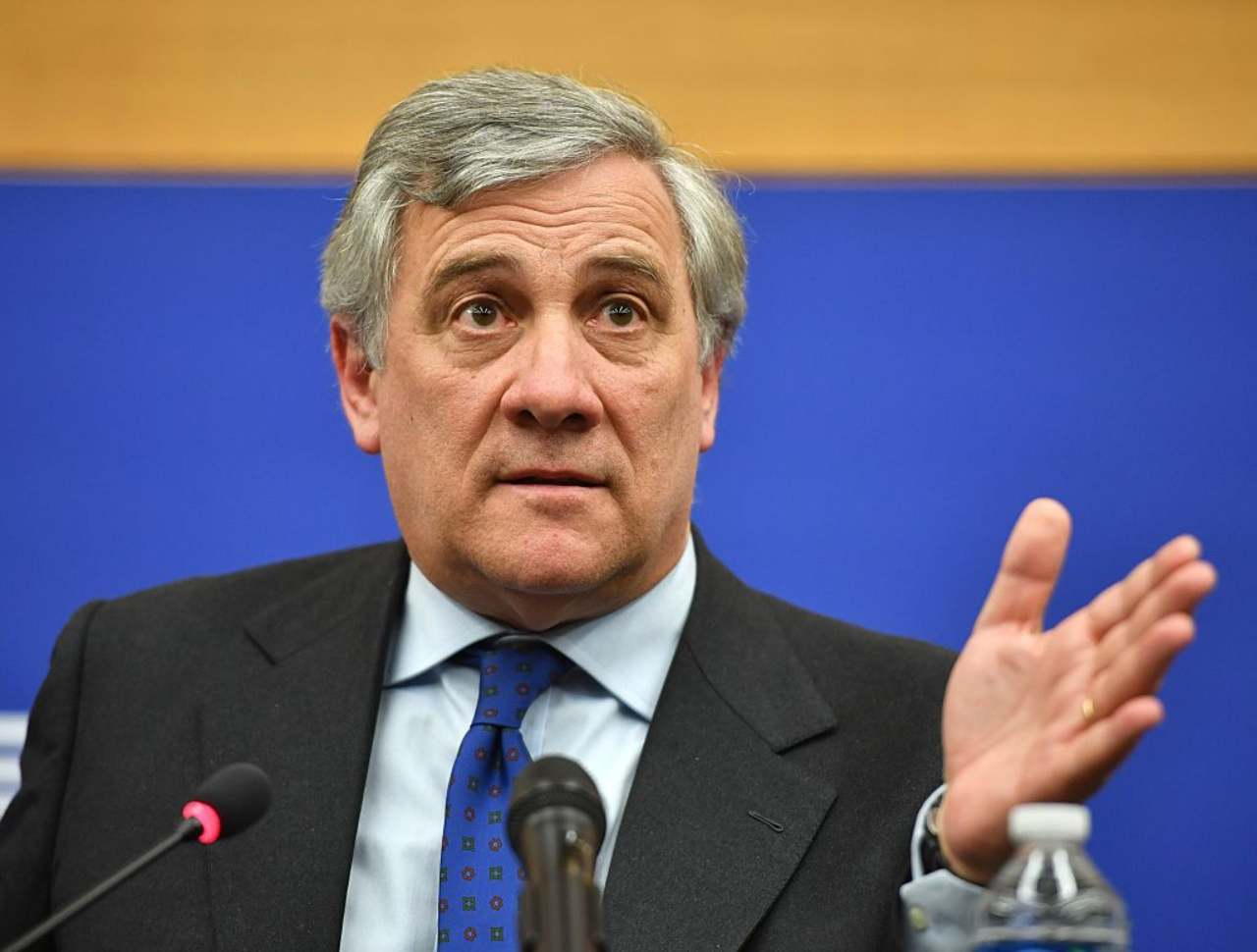 Tajani: sì al Mes ma più chiarezza da parte del premier Conte