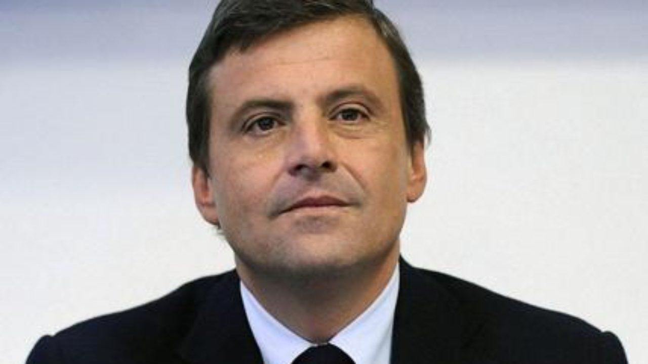 Carlo Calenda contro la Fiat e la sua richiesta di prestito