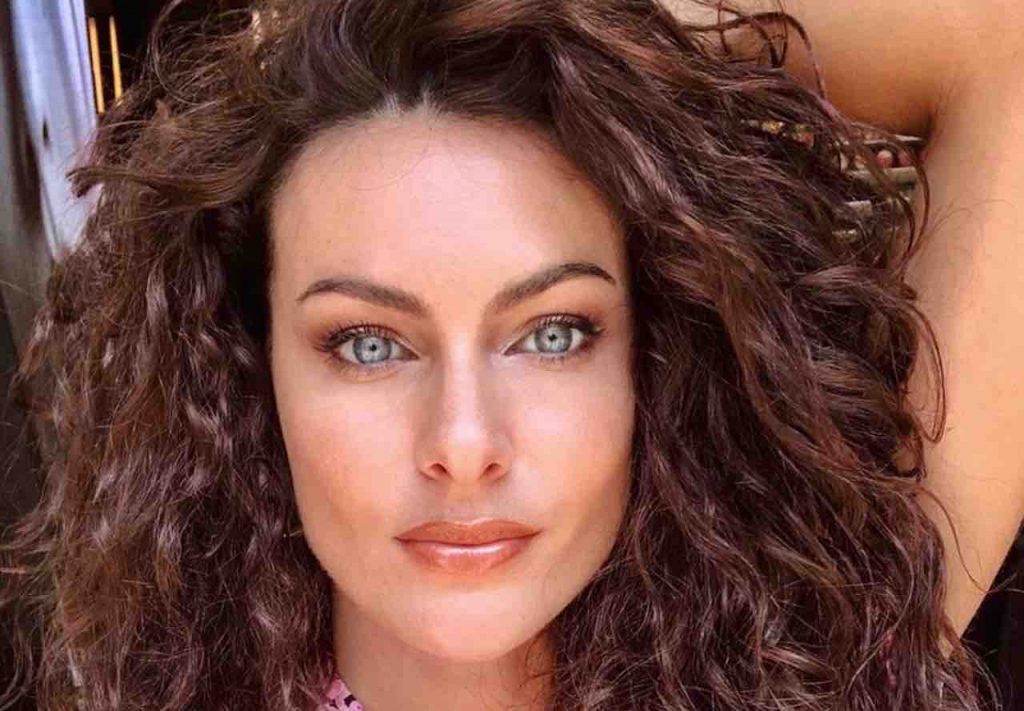 Paola Turani, avete mai visto il fratello? Stessi identici occhi ...