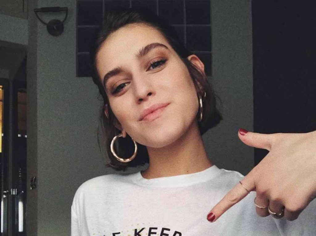 Gaia Gozzi la più bella del reame: nuovo look e trucco per l'ex di ...