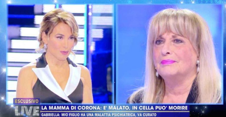 La mamma di Corona da Barbara D'Urso: "Mio figlio rischia di morire in ...