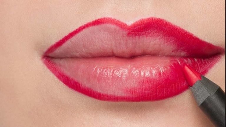 Contouring labbra: tutti i passaggi per avere labbra da star